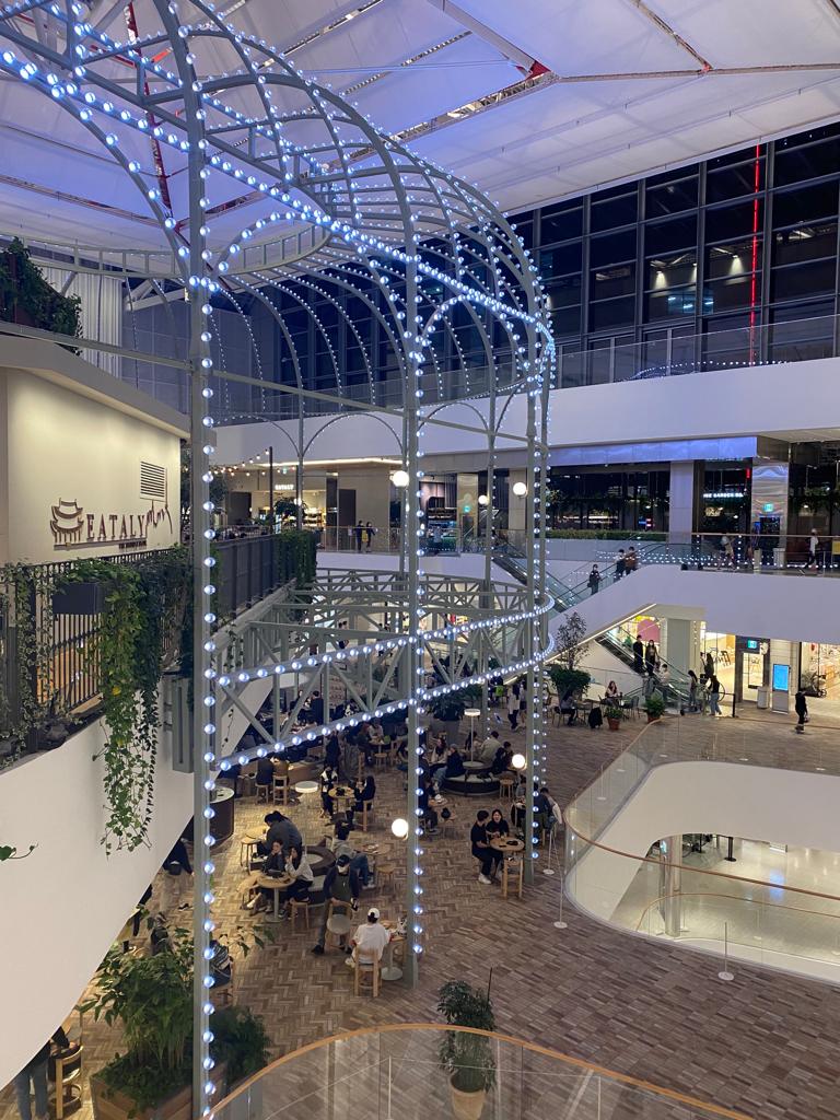 Hyundai Store: architectural project